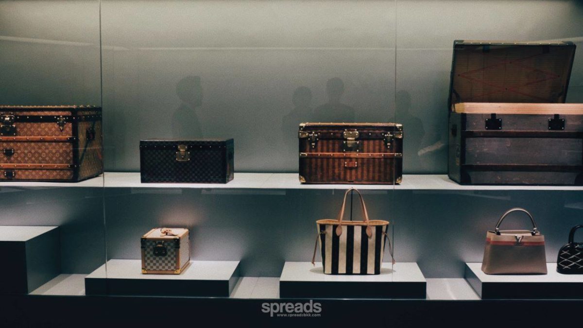 Louis Vuitton Time Capsule - Spreads