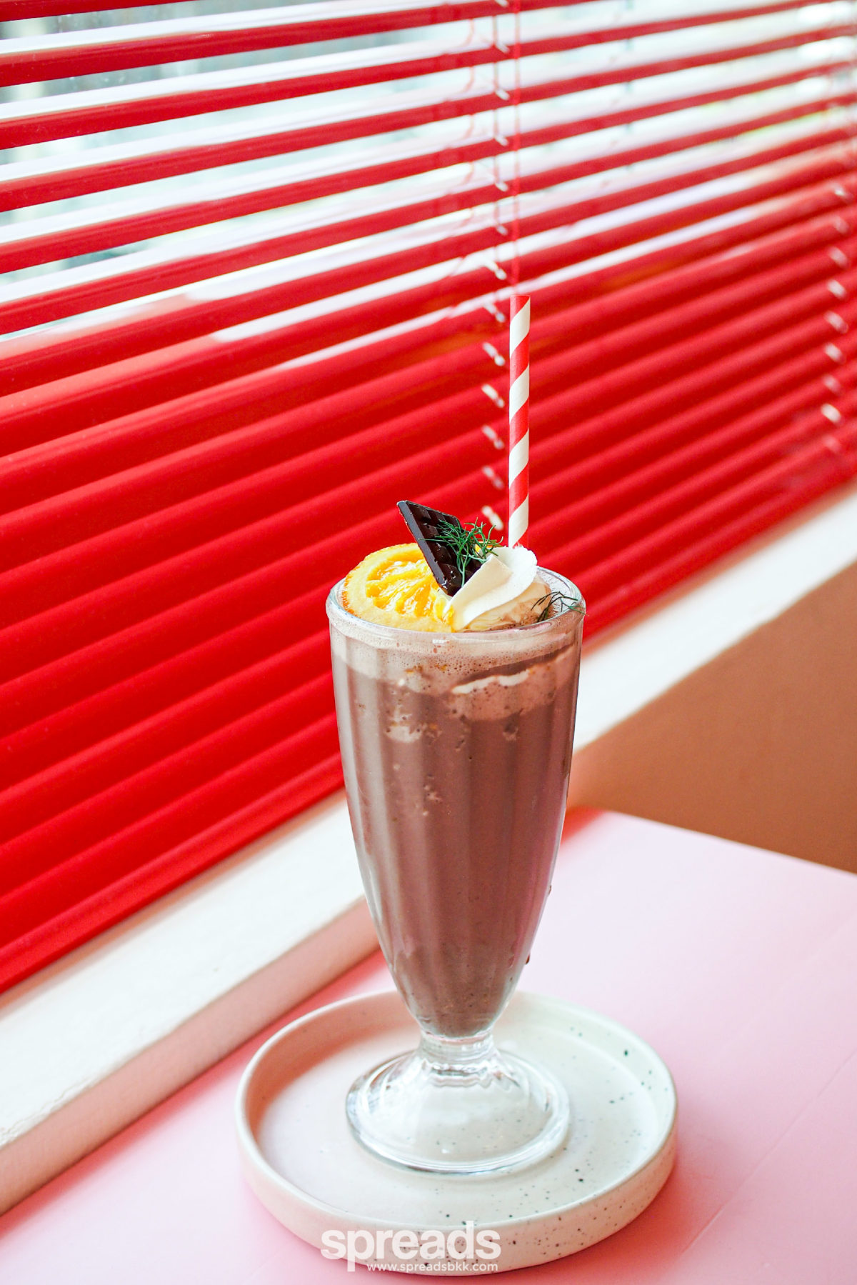 The Hidden Milkbar โลกแห่งความหวานใบใหม่ในย่านเจริญกรุง - Spreads