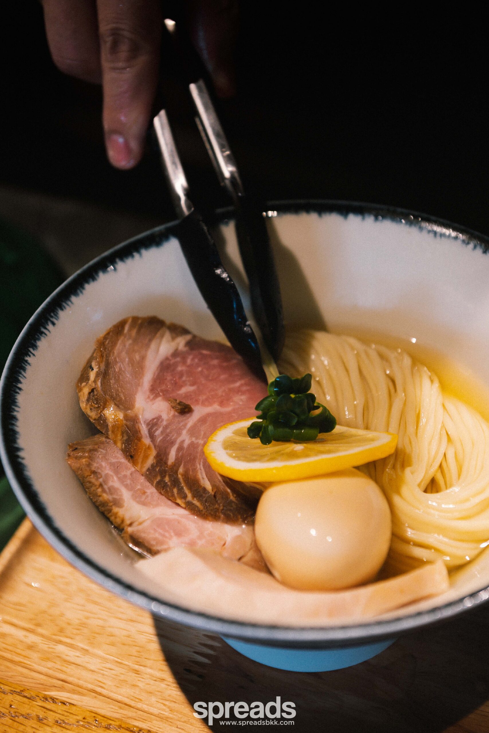 No Name Noodle ร้านราเมนที่พาเราไปเที่ยวเล่นสวนสนุกในชาม - Spreads